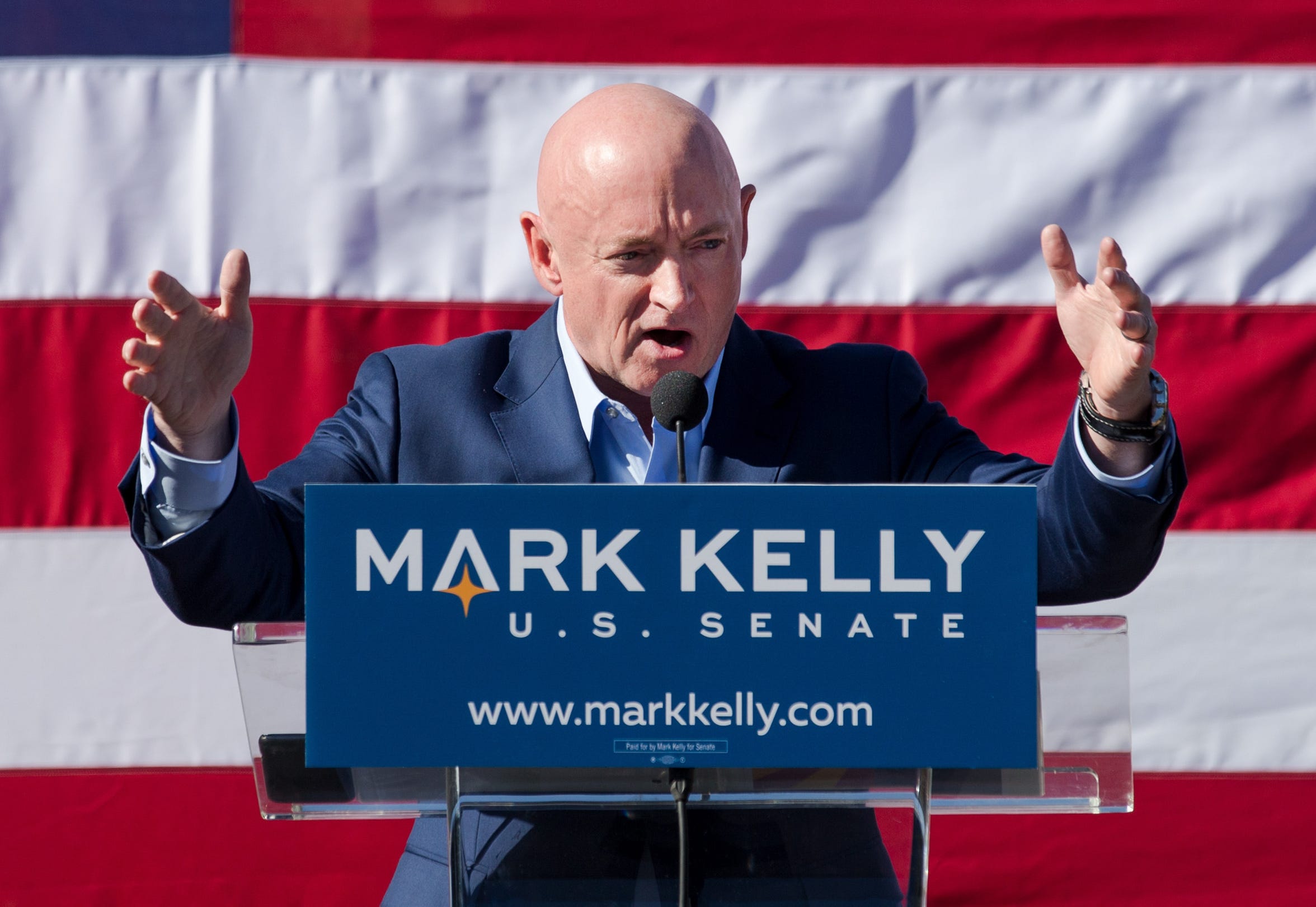 Mark Kelly: ex astronauta della NASA diventa senatore dell'Arizona ...